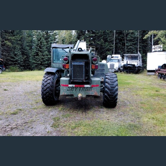 Manipulador Telescópico SkyTrak MMV