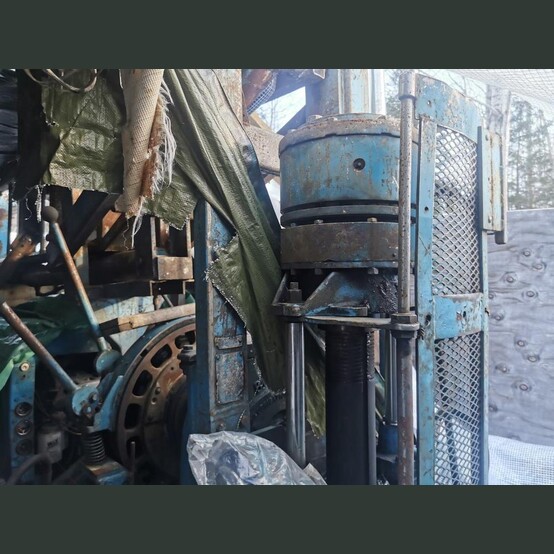 Boyles BBS-37 Diamond Core Drill and CAT D5 Package