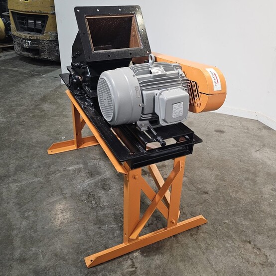 MBMM 16in x 12in Hammer Mill