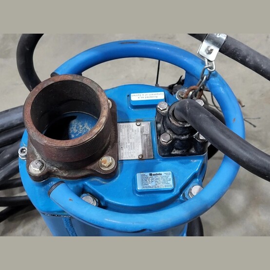 Toyo DXL 7.5-1 Submersible Pump & Control Panel