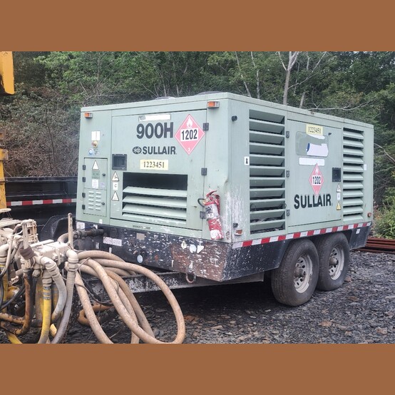2011 Sullair 900H Portable Air Compressor