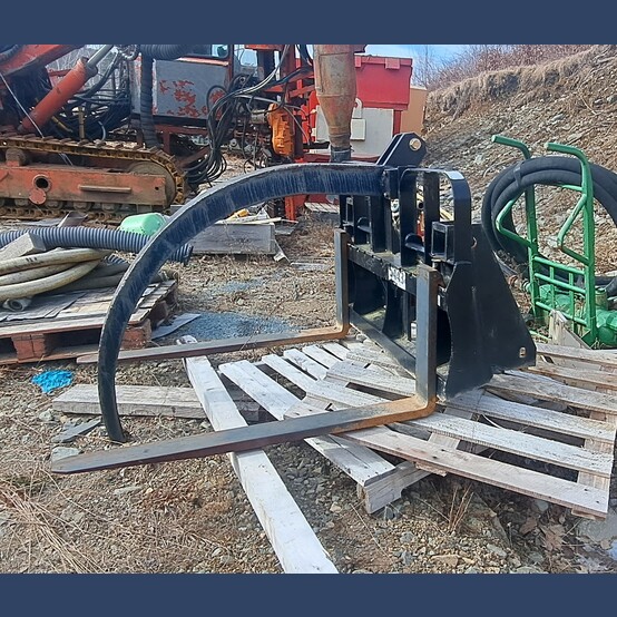 Grapple and Fork Attachment