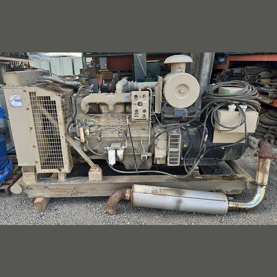 Cummins 300 kW 480 Volt Diesel Generator