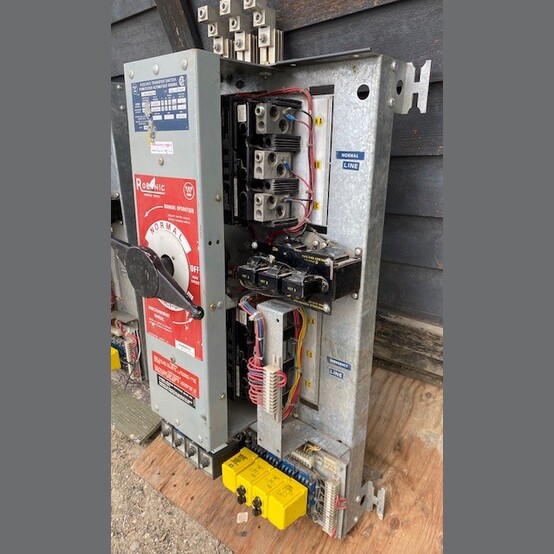 400 Amp Westinghouse Robonic Transfer Switch