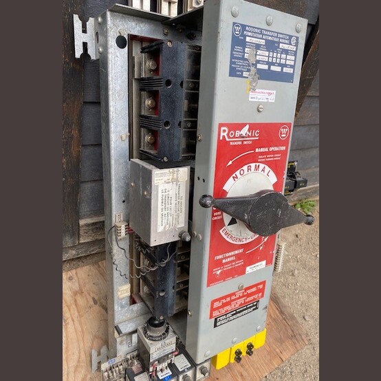 400 Amp Westinghouse Robonic Transfer Switch