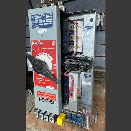 400 Amp Westinghouse Robonic Transfer Switch