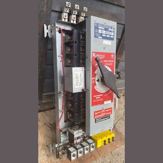 400 Amp Westinghouse Robonic Transfer Switch