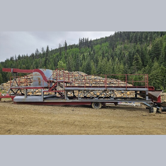 8ft Wide x 22ft Long 4-Way Distribution Sluice