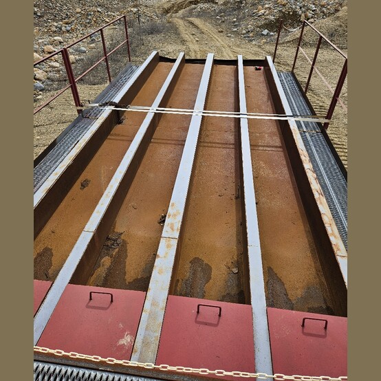 8ft Wide x 22ft Long 4-Way Distribution Sluice