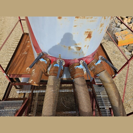 8ft Wide x 22ft Long 4-Way Distribution Sluice