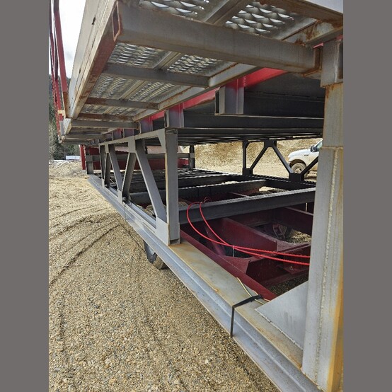 8ft Wide x 22ft Long 4-Way Distribution Sluice