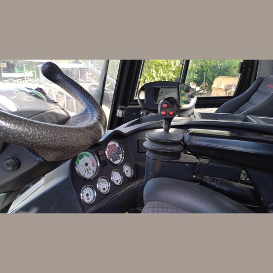 Pisten Bully 300 Polar Snowcats