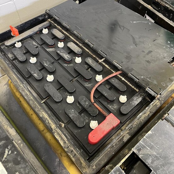 Deka Locomotive Batteries