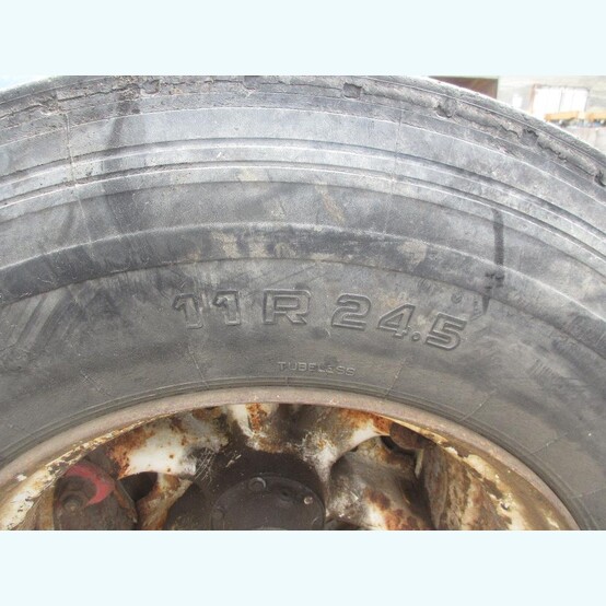 Single Axle Converter Dolly with Fifth Wheel Assembly