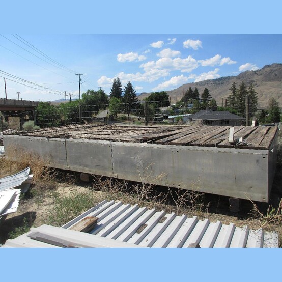 Aluminum Float with Wood Deck