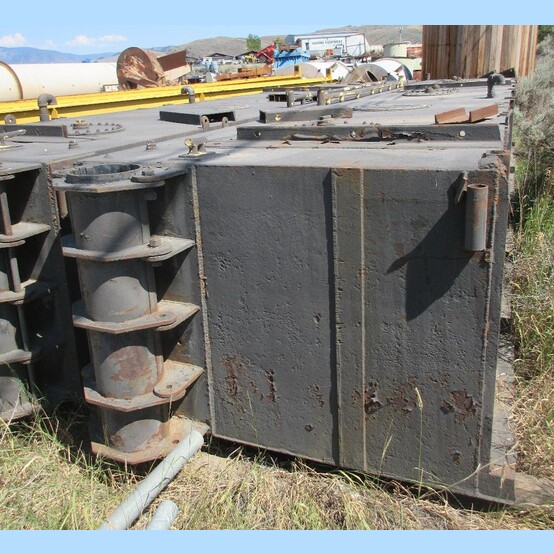 Floats and Work Deck