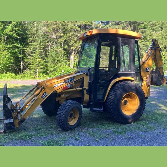 2002 John Deere 110 TLB Backhoe