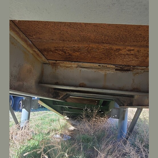 Loading Dock Vehicle Ramp