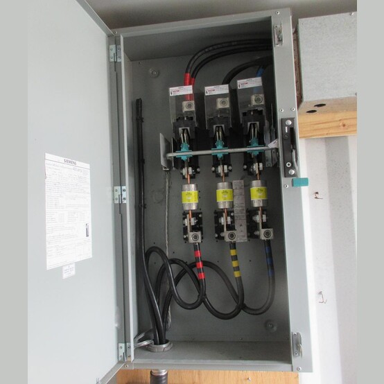 Siemens 400 Amp Fusible Disconnect