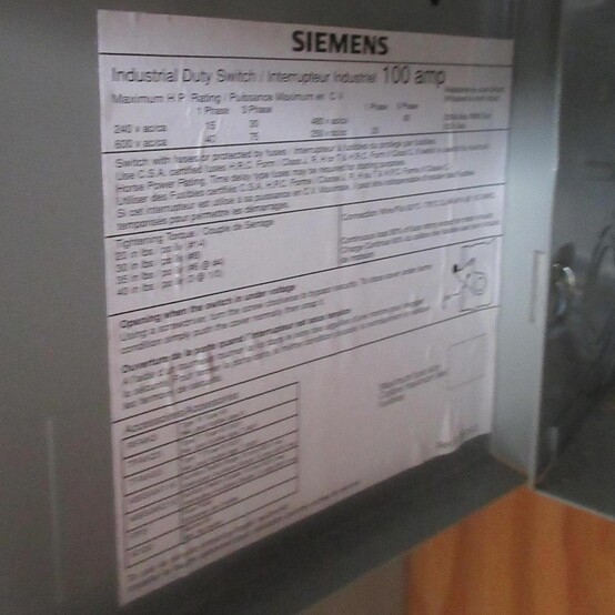 Siemens 100 Amp Fusible Disconnect