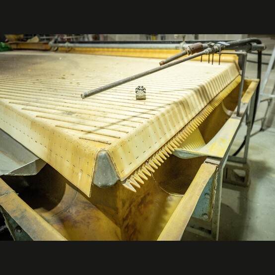 Holman-Wilfley 8000SD Concentrating Table