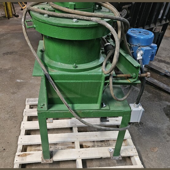 Massco 10in Lab Cone Crusher