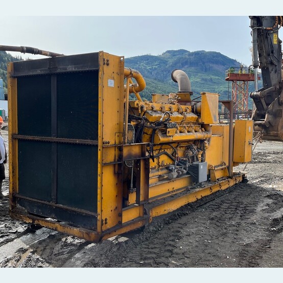 900kW CAT 398B Diesel Generator