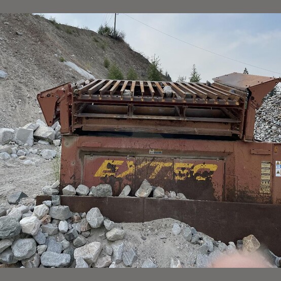 Extec S5 Double Deck Screen Plant