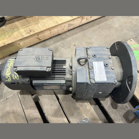 SEW-Eurodrive RF77/A Gearmotor