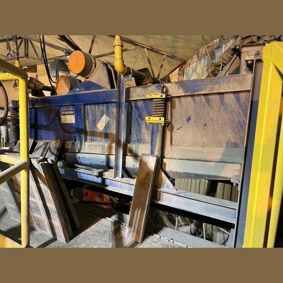 Sizetec 28in Wide x 9ft Long Step Deck Screen