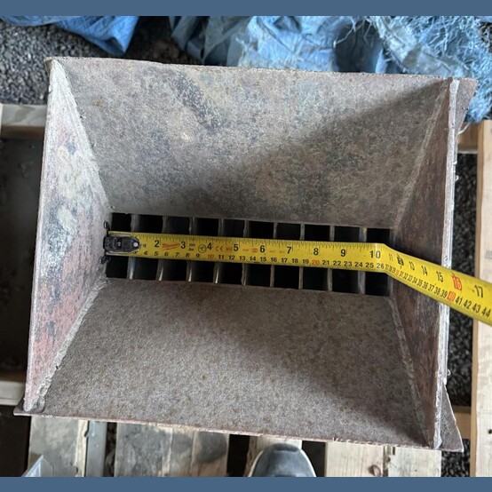 3in x 11in Sample Splitter