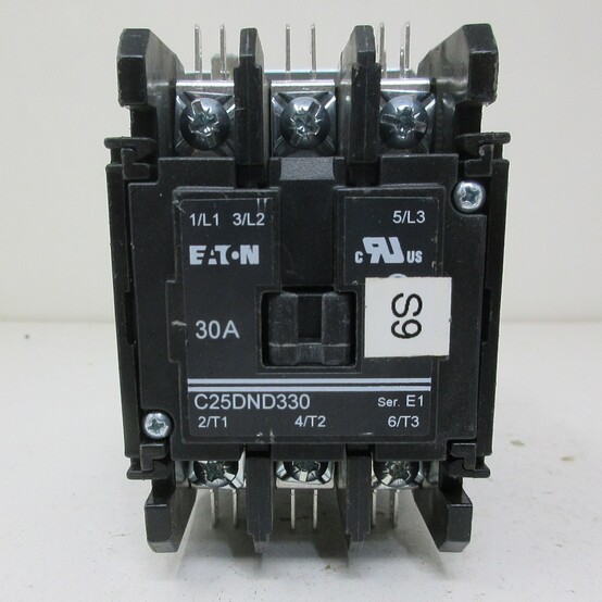 Contactor Eaton C25DND330 de 30 Amp