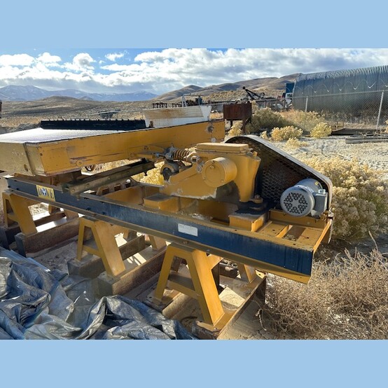 Dove 4ft x 7.5ft Concentrating Table