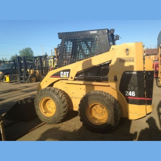 Caterpillar Skid Steer Supplier Worldwide | Used 2002 CAT 246 Skid ...