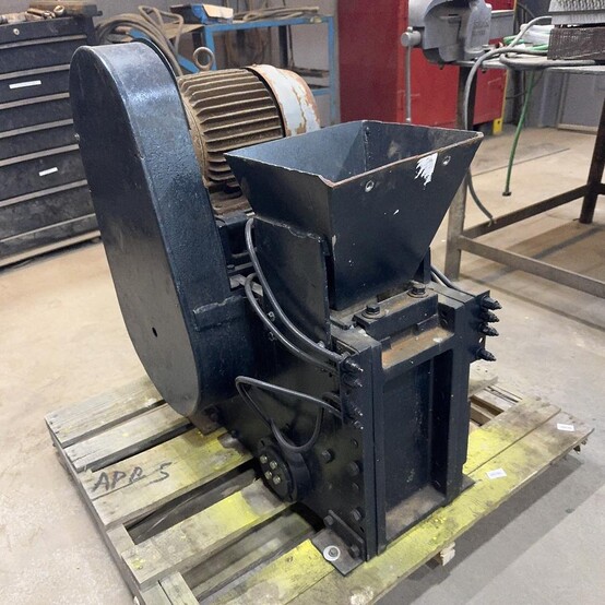 TM Engineering Terminator Jaw Crusher