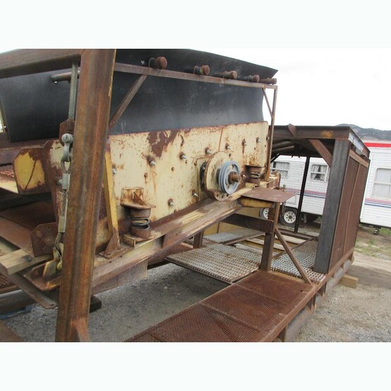 Dillon 3ft x 8ft Inclined Screen with 50kW Generator