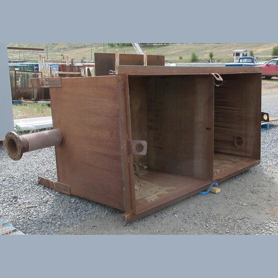 800 Gallon Pump Box