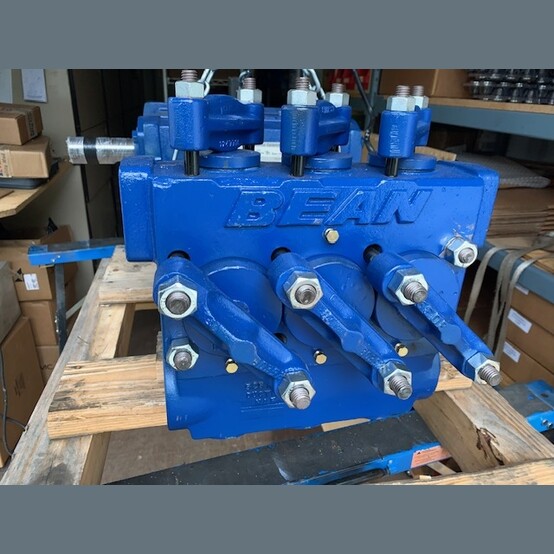 FMC Bean R6-60 Piston Pump