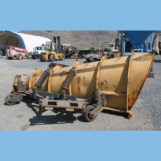 Monroe Front Snow Plow with Tenco Side Plow