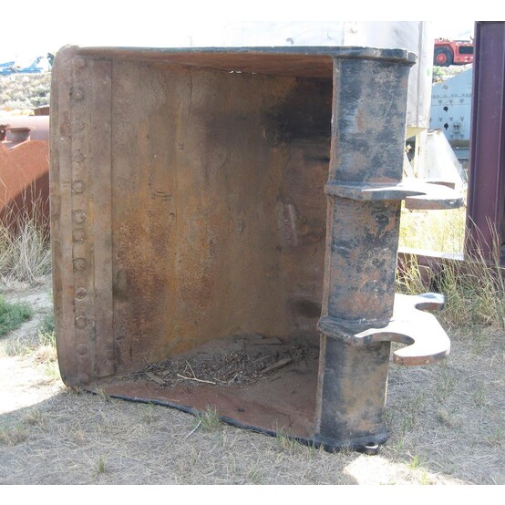 68in Wide Clean Up Bucket