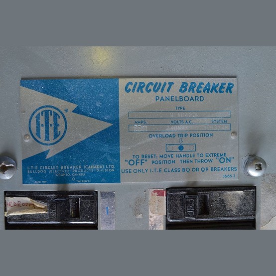 ITE Breaker Panel Wholesale Supplier | Used ITE 100 Amp Breaker Panel ...