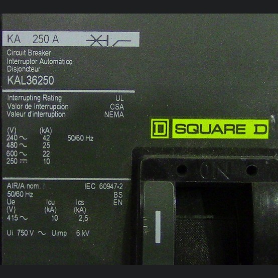 Interruptor Square D de 3 Polos 250 amp usado a la venta