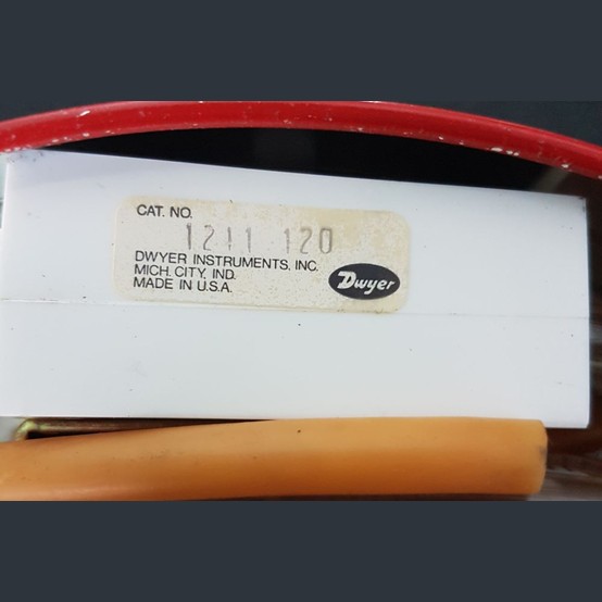 Used Dwyer Slack Tube Manometer 1211-120 For Sale | Dwyer Laboratory ...