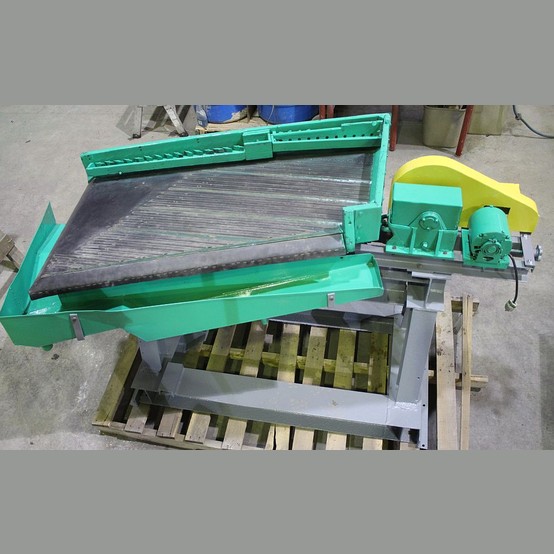 Deister Concentrating Table Supplier Worldwide | Used 2 ft x 4 ft ...
