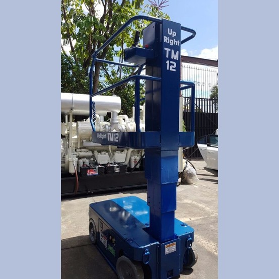 Upright Scissor Lift