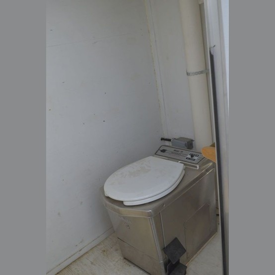 Interstate Enclosed Trailer Supplier | Used Interstate 16.5 ft ...