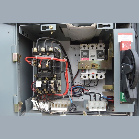 Proveedor de Panel MCC Allen Bradley 7 Bank Center Line Serie 2100 ...