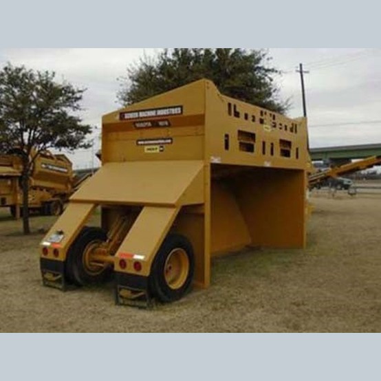 Savona Equipment Supplies 2014 Scalper Screen Machine Ind. 107D