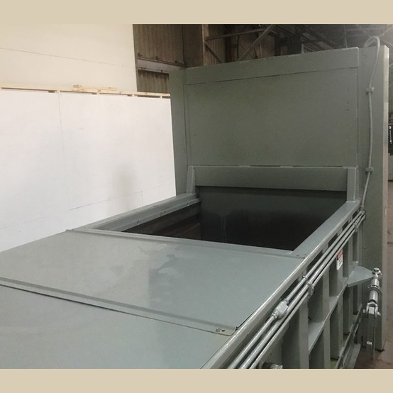 Savona Equipment Supplies 1998 Marathon 4 Yard Pre-Crusher Compactor