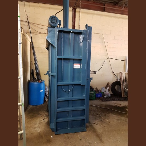 Savona Equipment Supplies Marathon 60in. Vertical Baler
